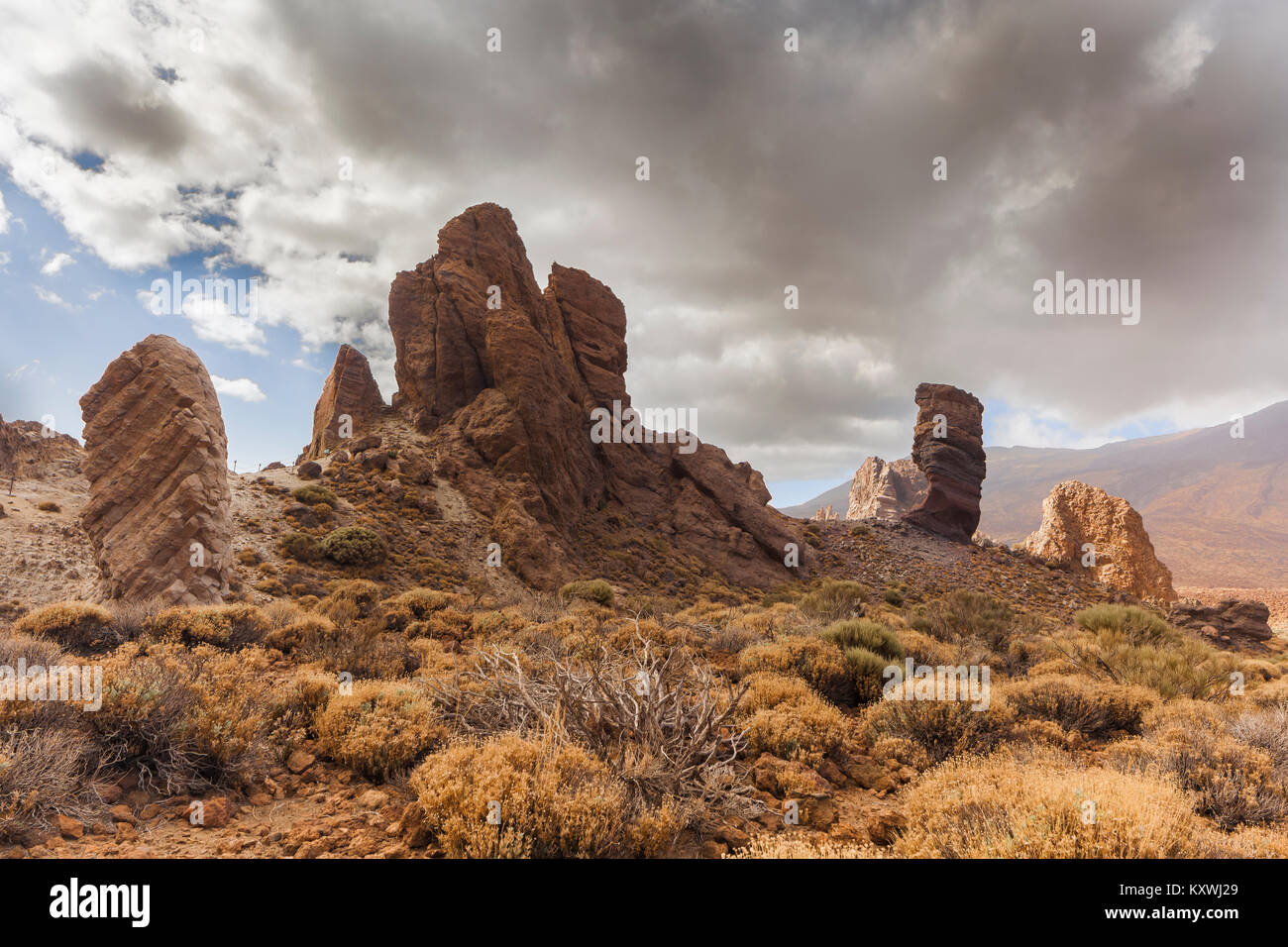 Rugged volcanic land hi-res stock photography and images - Alamy