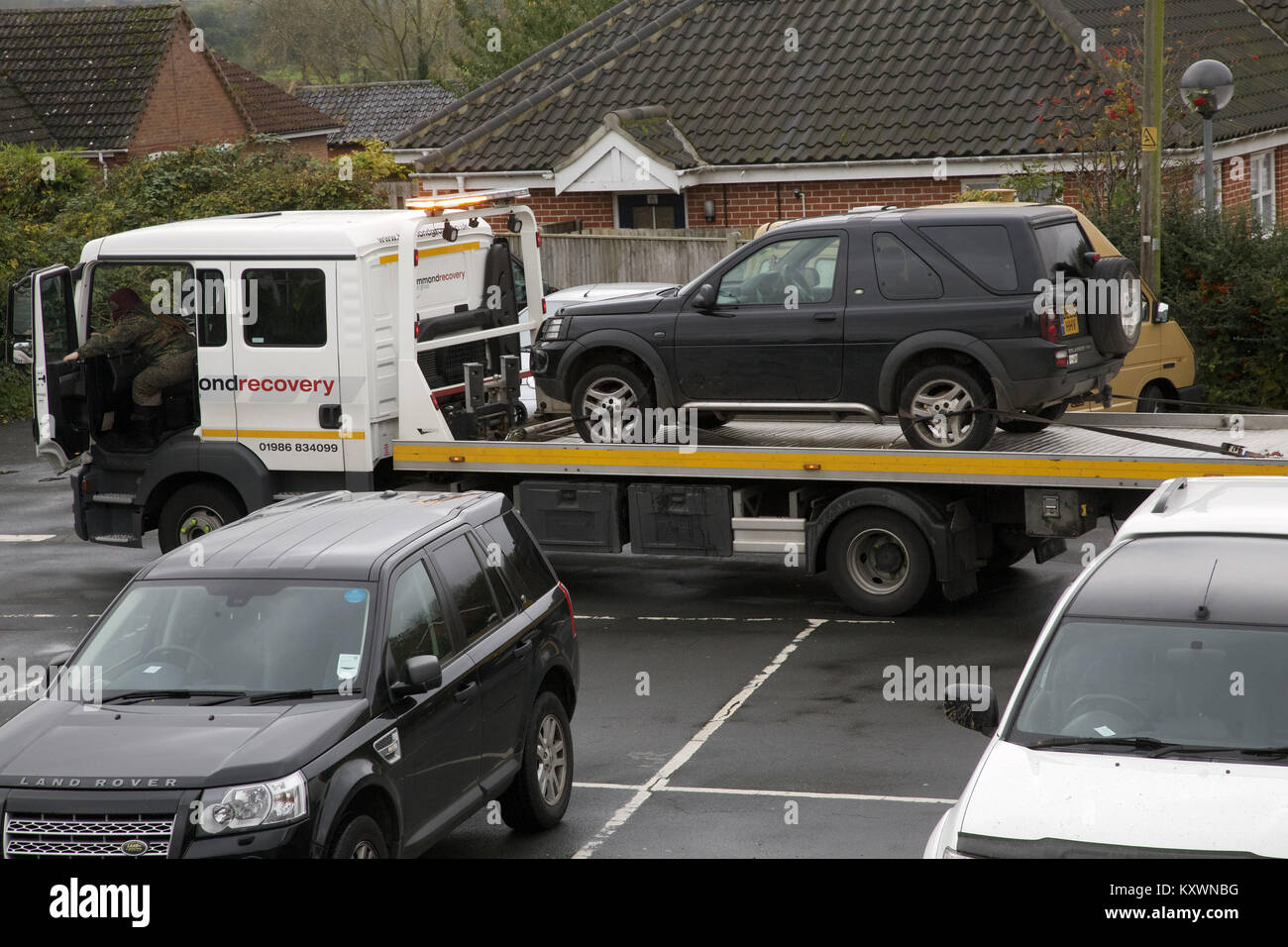 Car recovery vehicle hi-res stock photography and images - Alamy