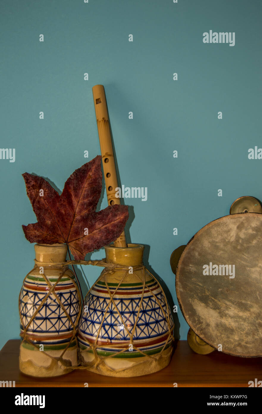 Aboriginal instruments hi-res stock photography and images - Alamy