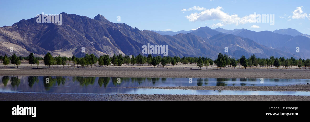 Lhasa river hi-res stock photography and images - Alamy