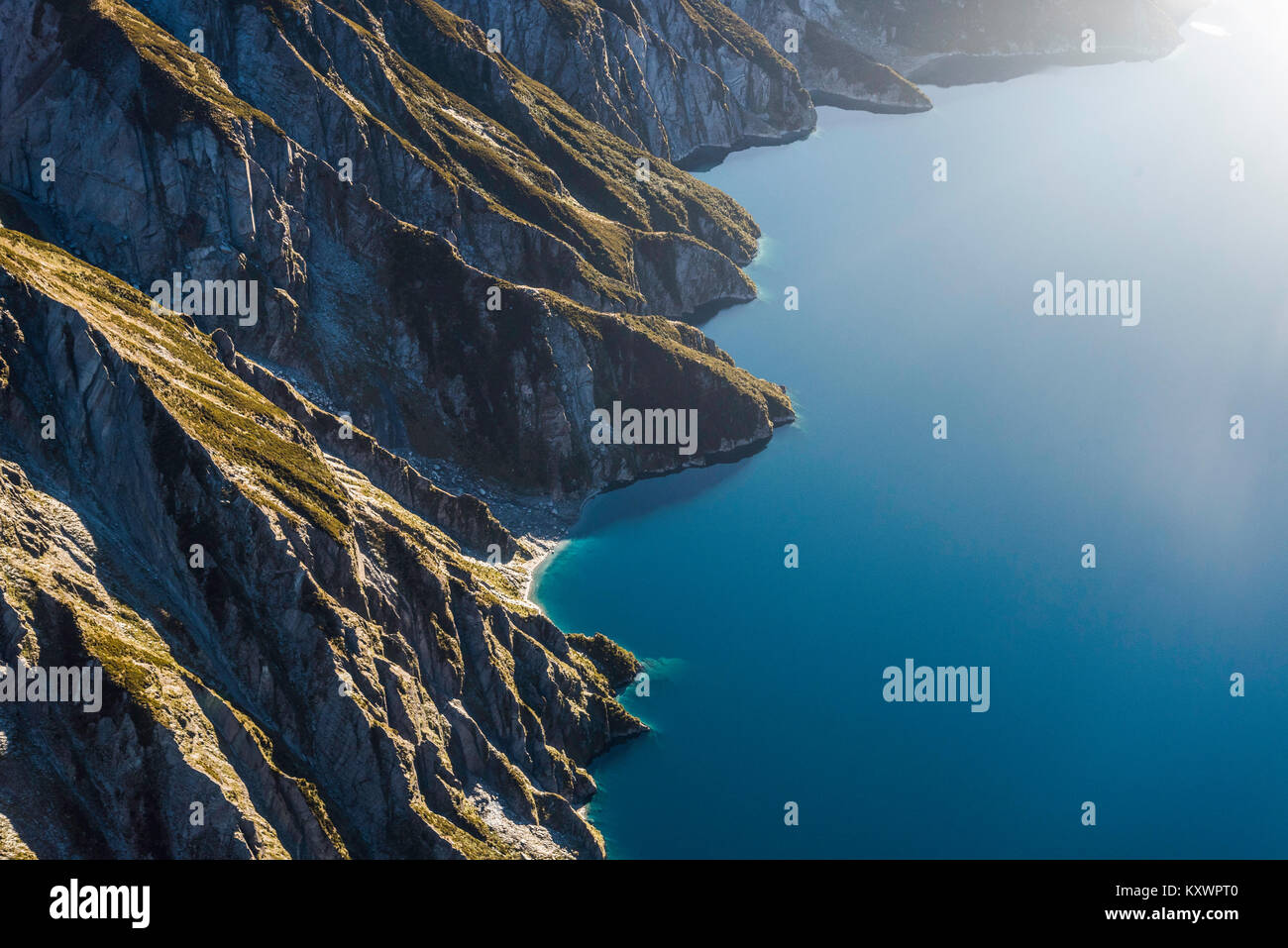 Lochnagar, lake born from rockslide during earth quake, New Zealand ...
