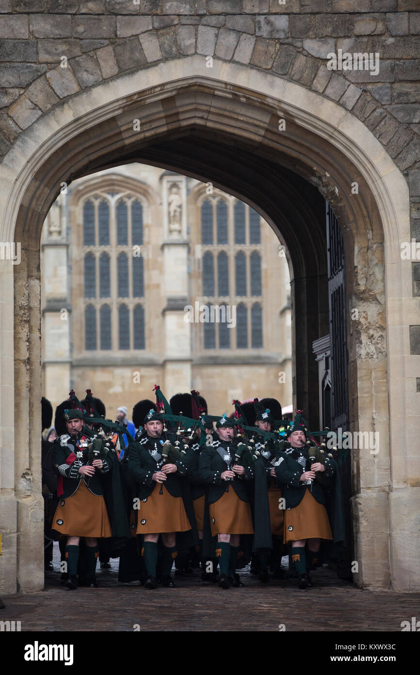 Guards chapel hi-res stock photography and images - Alamy