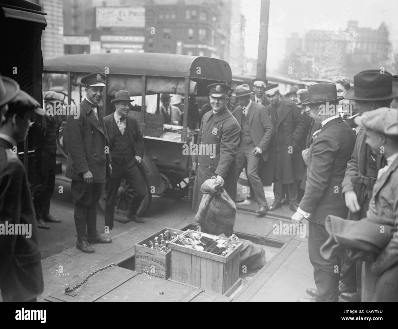New York Car Strike has women transported to work in an open sided male ...