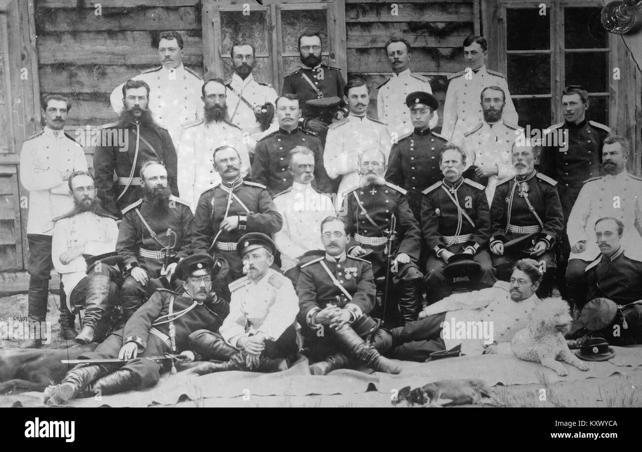 Tsarist russian officers hi-res stock photography and images - Alamy