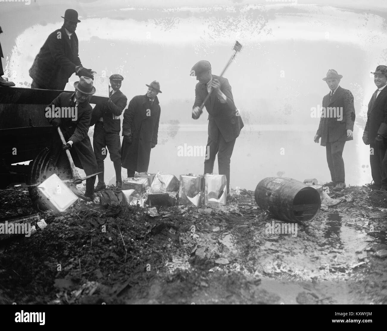 Prohibition alcohol hi-res stock photography and images - Alamy