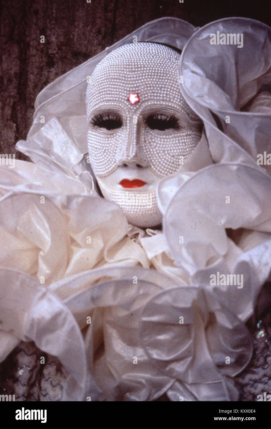 Person mask hi-res stock photography and images - Alamy