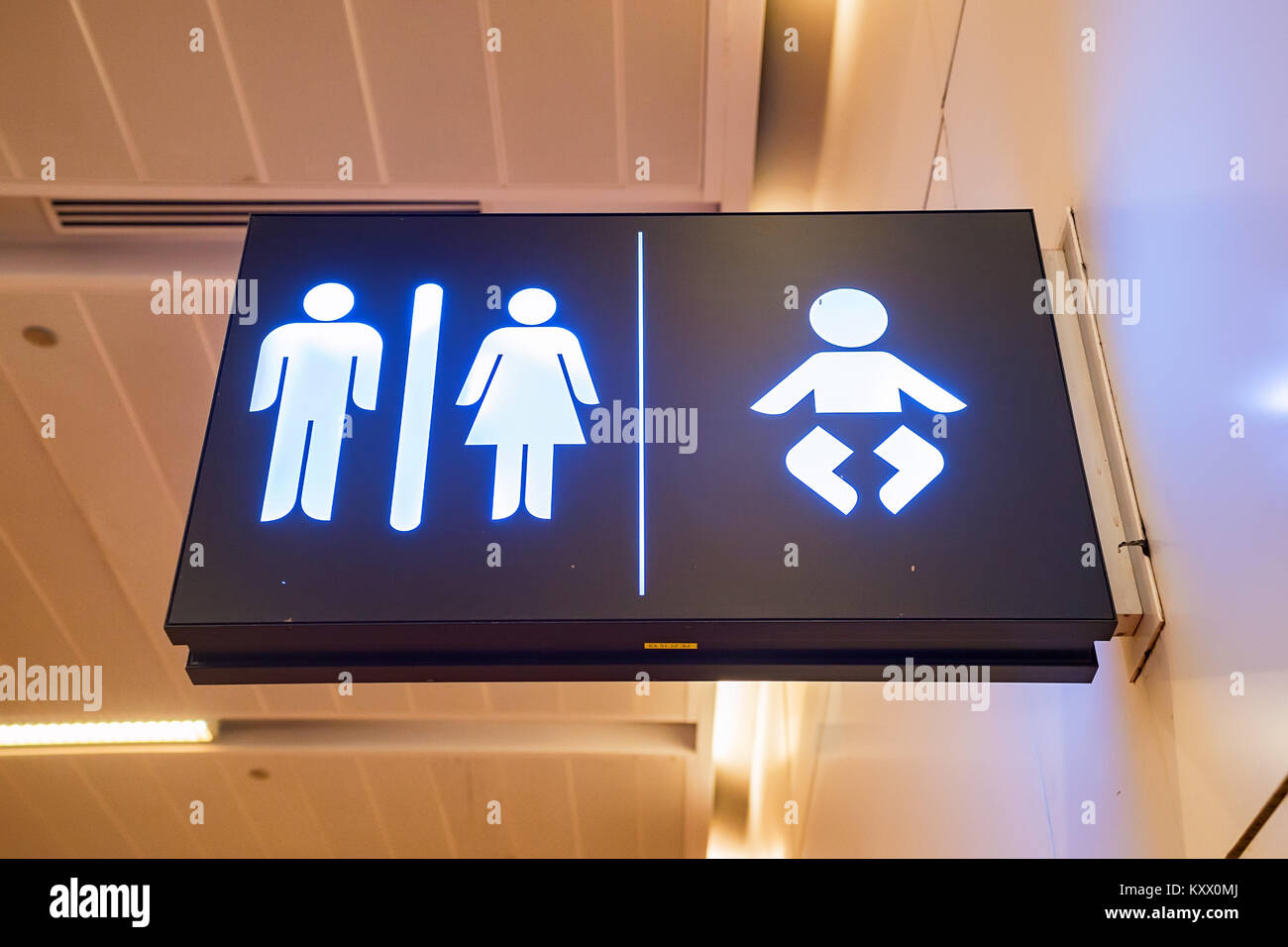 Airport Toilet Sign High Resolution Stock Photography and Images - Alamy