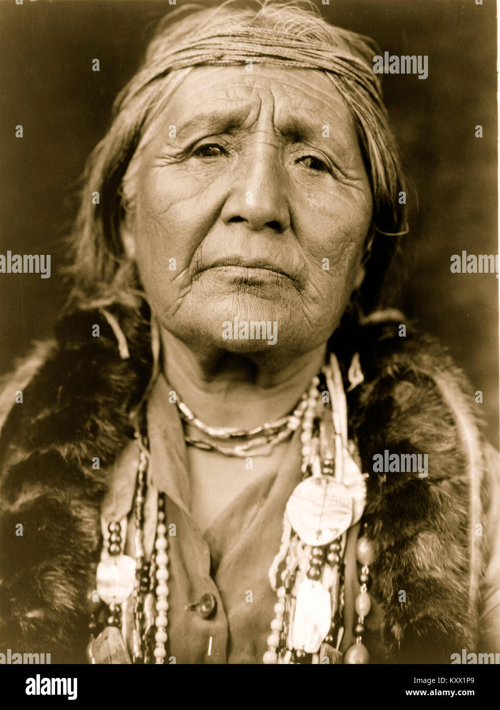 Hupa indians hi-res stock photography and images - Alamy