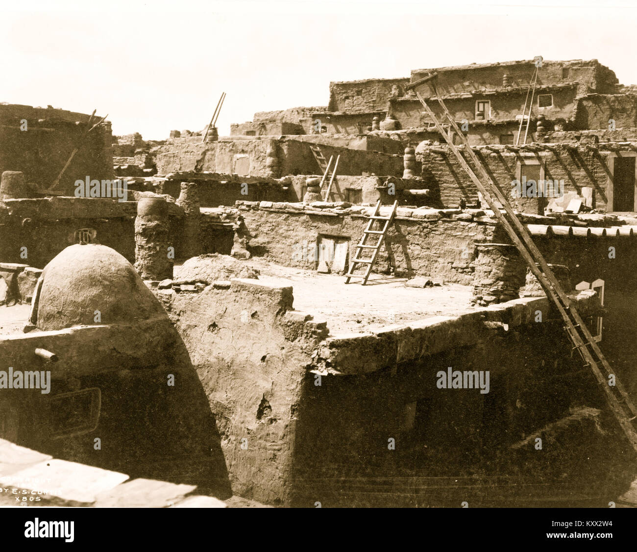 The terraced houses of Zuni Stock Photo - Alamy