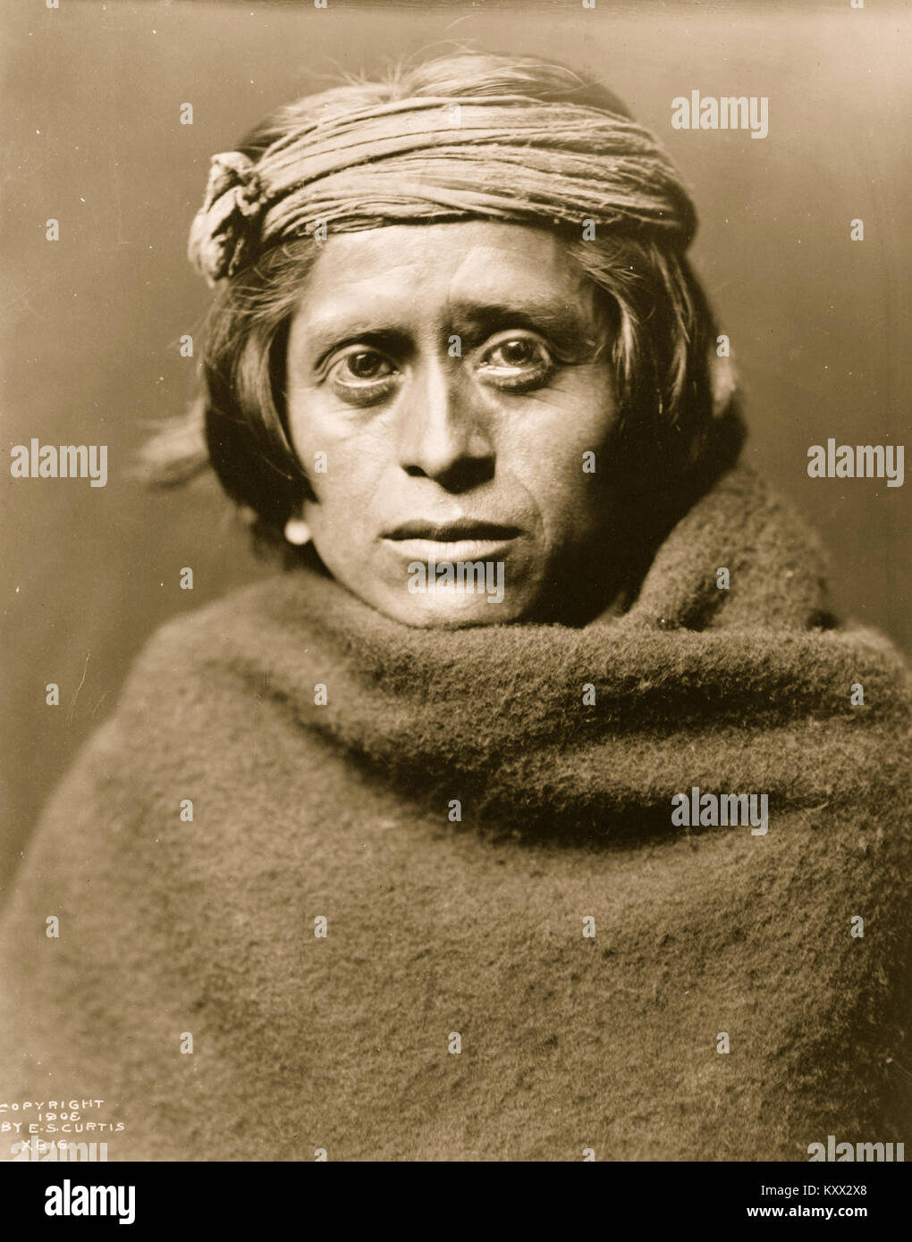 Portrait indian man blanket hi-res stock photography and images - Alamy