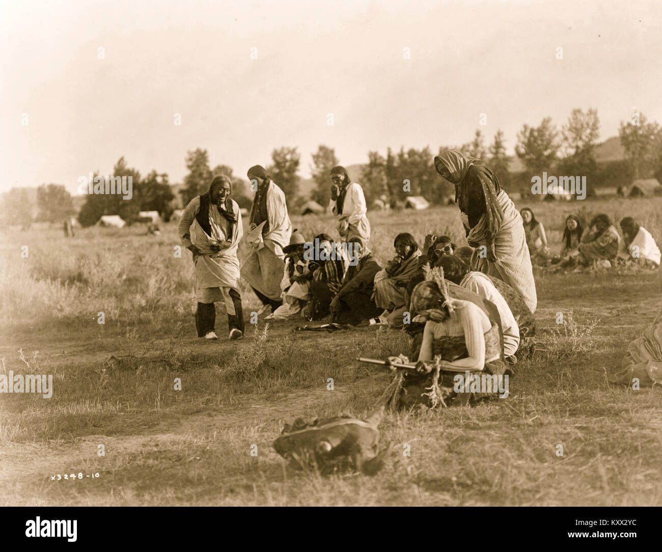 Native pipe ceremony hi-res stock photography and images - Alamy