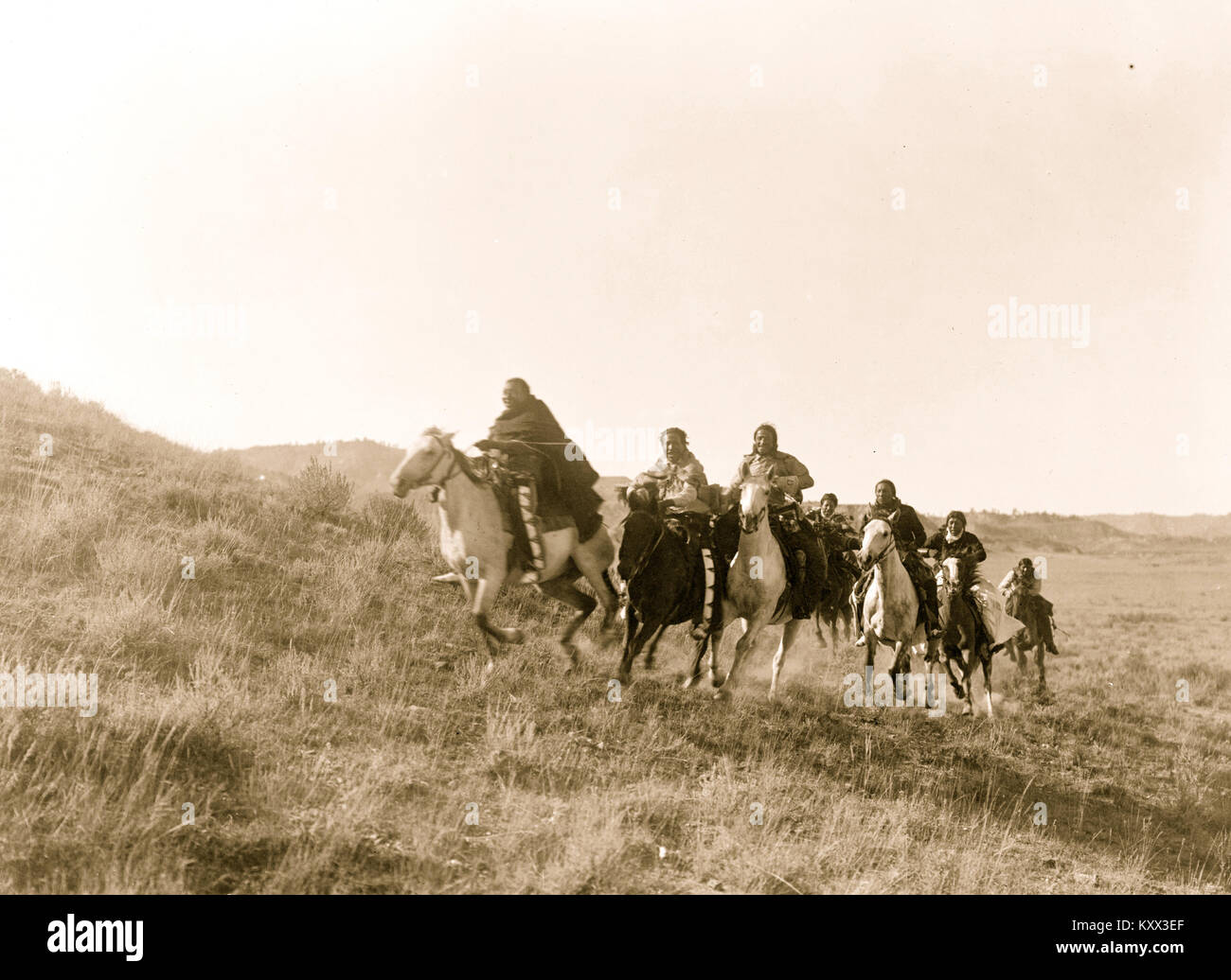 Native american scouts hi-res stock photography and images - Alamy