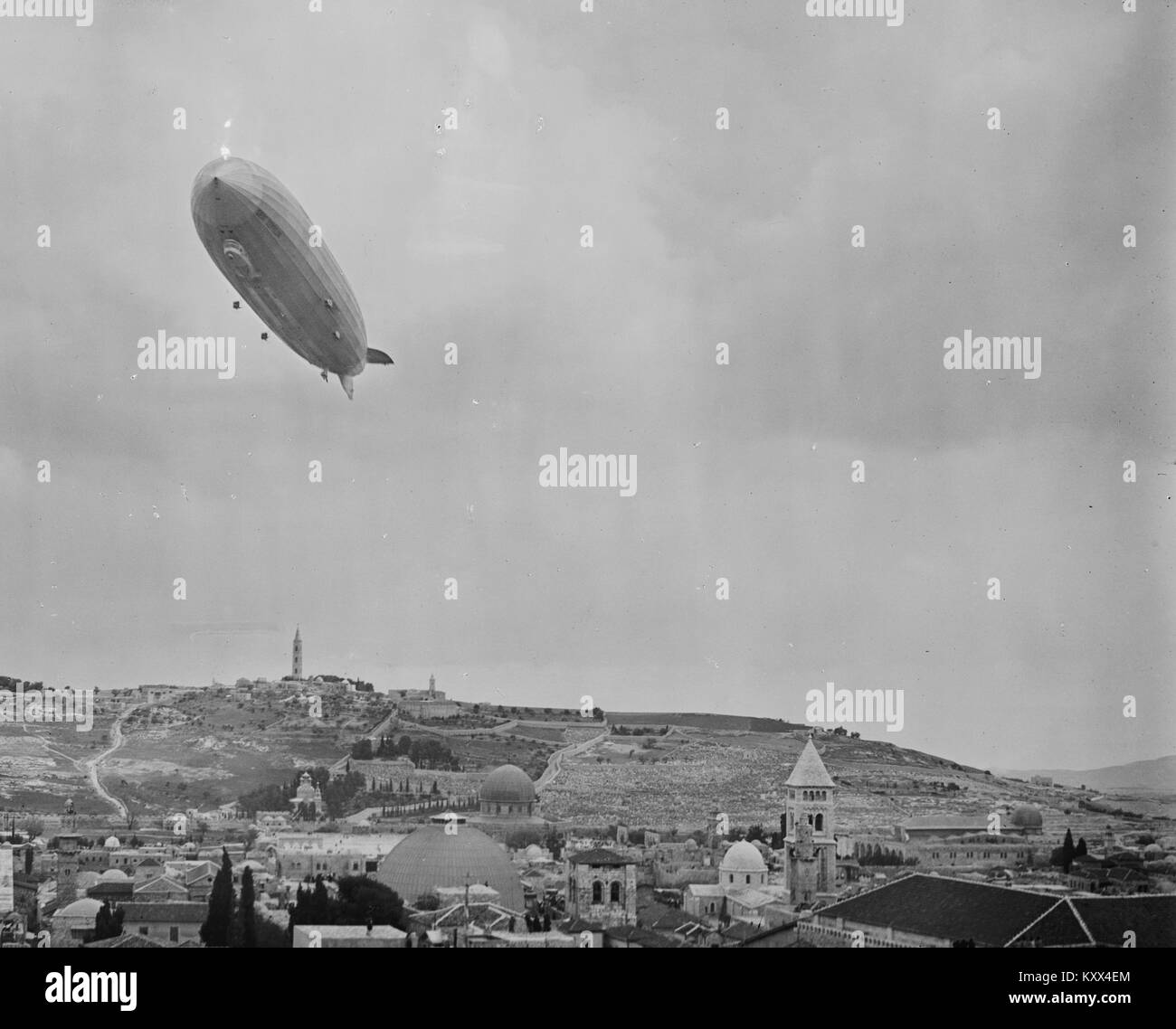 Jerusalem under Black and White Stock Photos & Images - Alamy