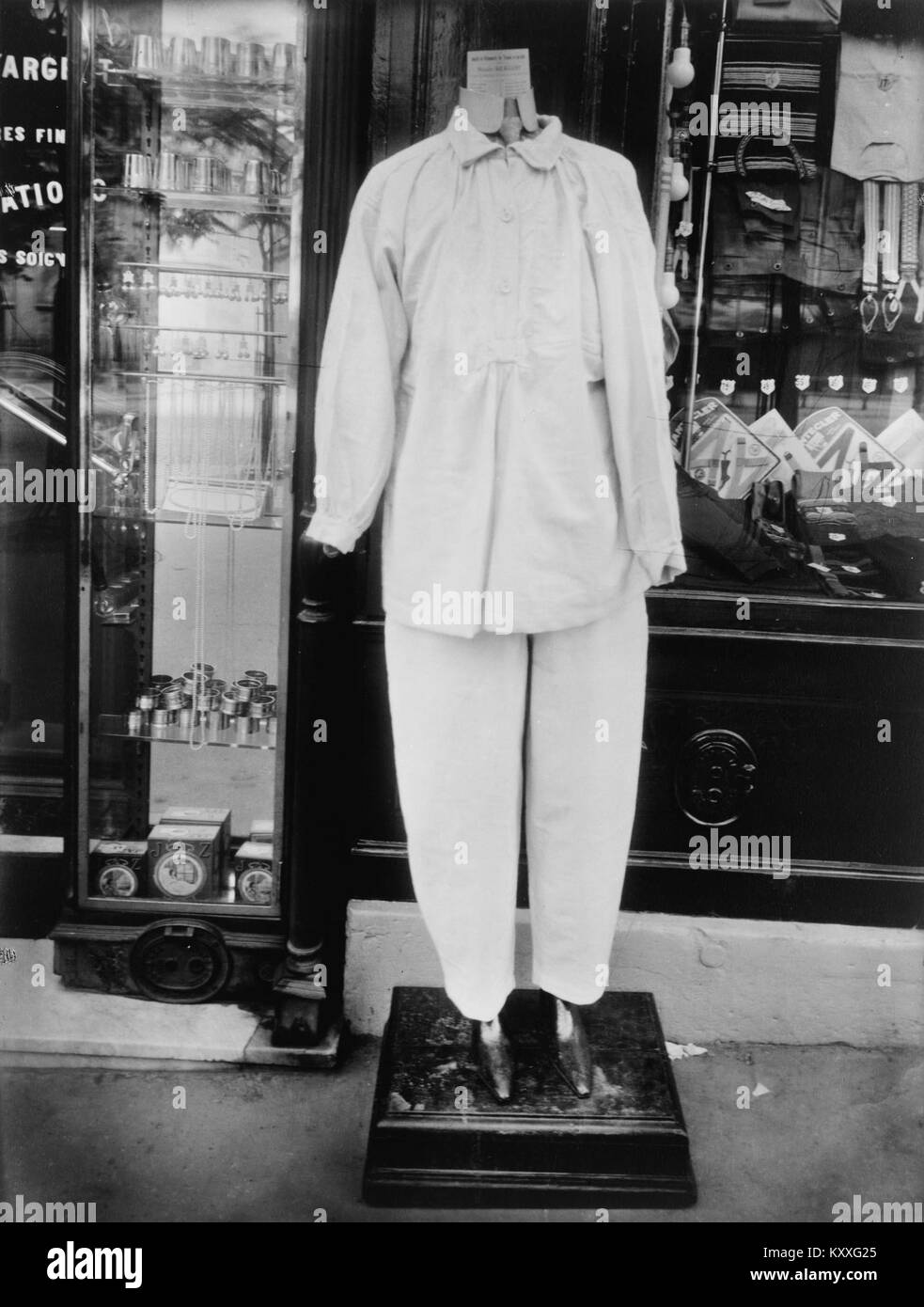 Photograph by Eugène Atget from 1927 showing a shop window mannequin in ...