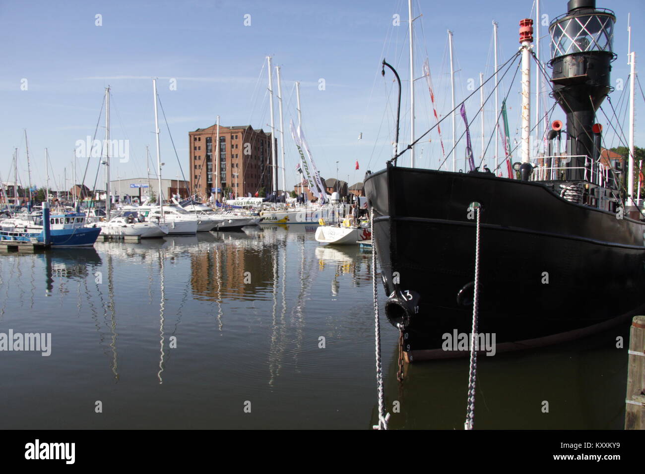 Yachts hull hi-res stock photography and images - Alamy