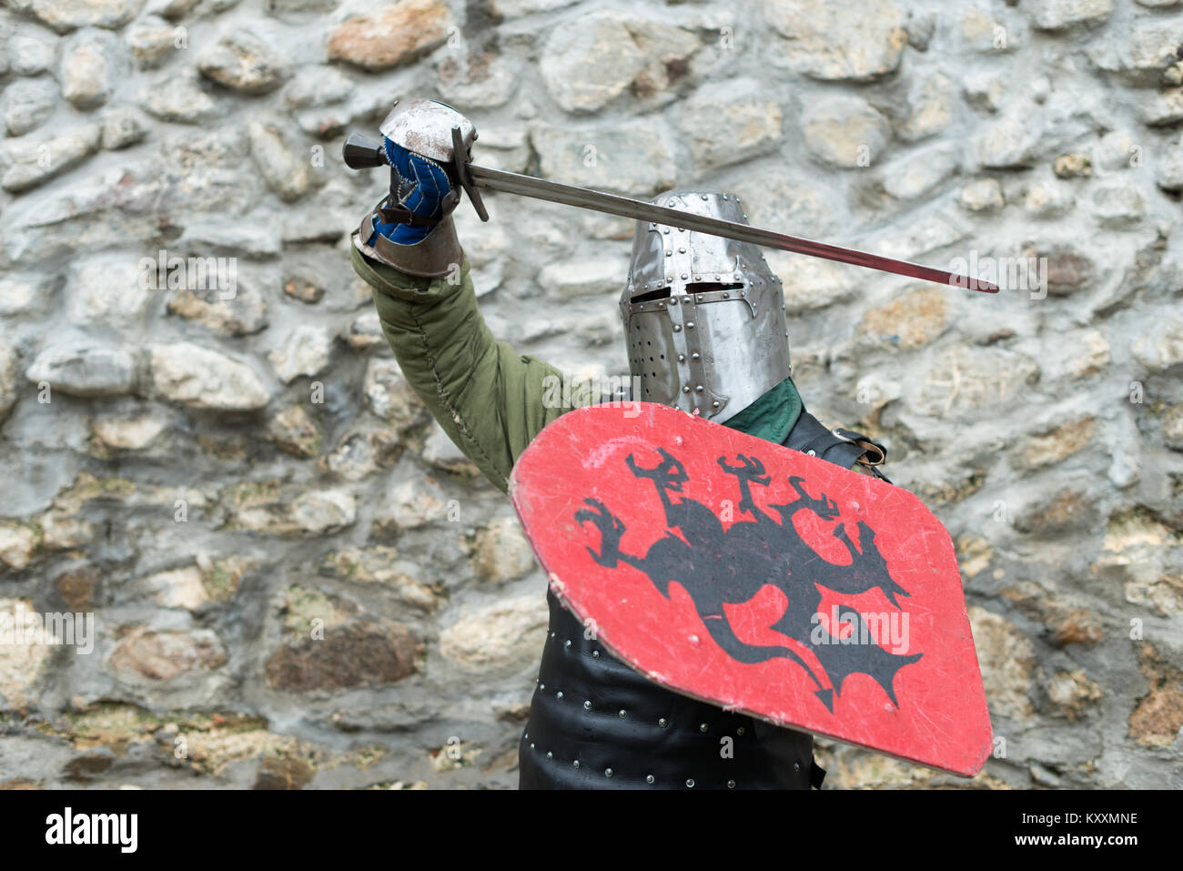 Blue medieval knight in armor hi-res stock photography and images - Alamy