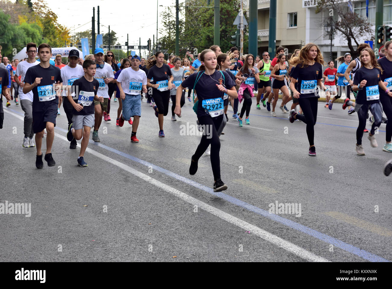 Runners starting the 5km Road Race part of the 12 Nov 2017 Athens ...