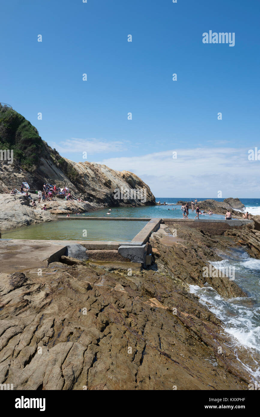 Bermagui blue pool new south wales hi-res stock photography and images ...