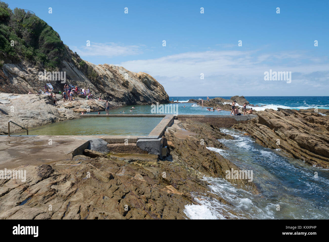 Bermagui blue pool new south wales hi-res stock photography and images ...