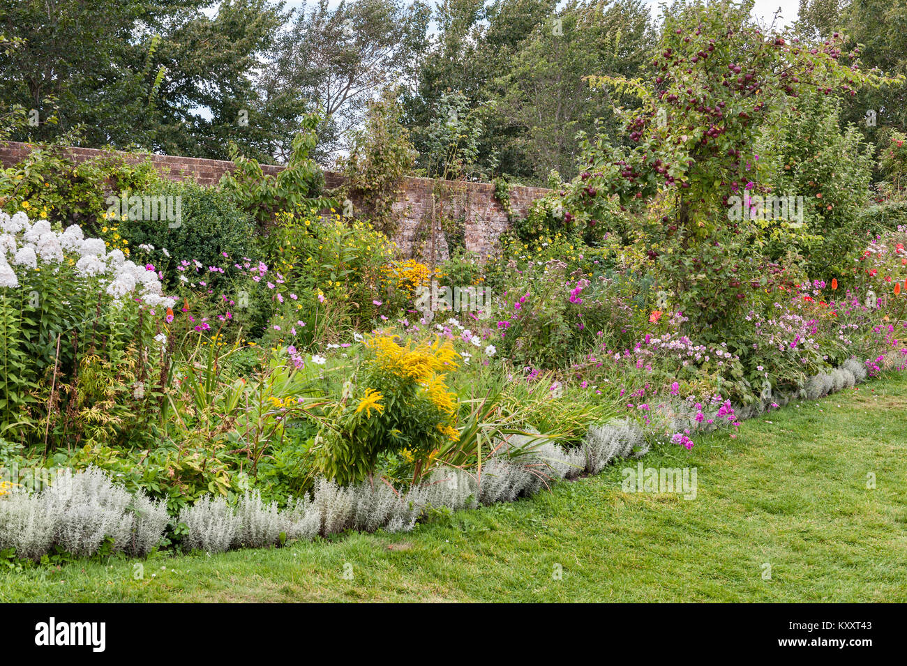 Charleston farmhouse sussex hi-res stock photography and images - Alamy