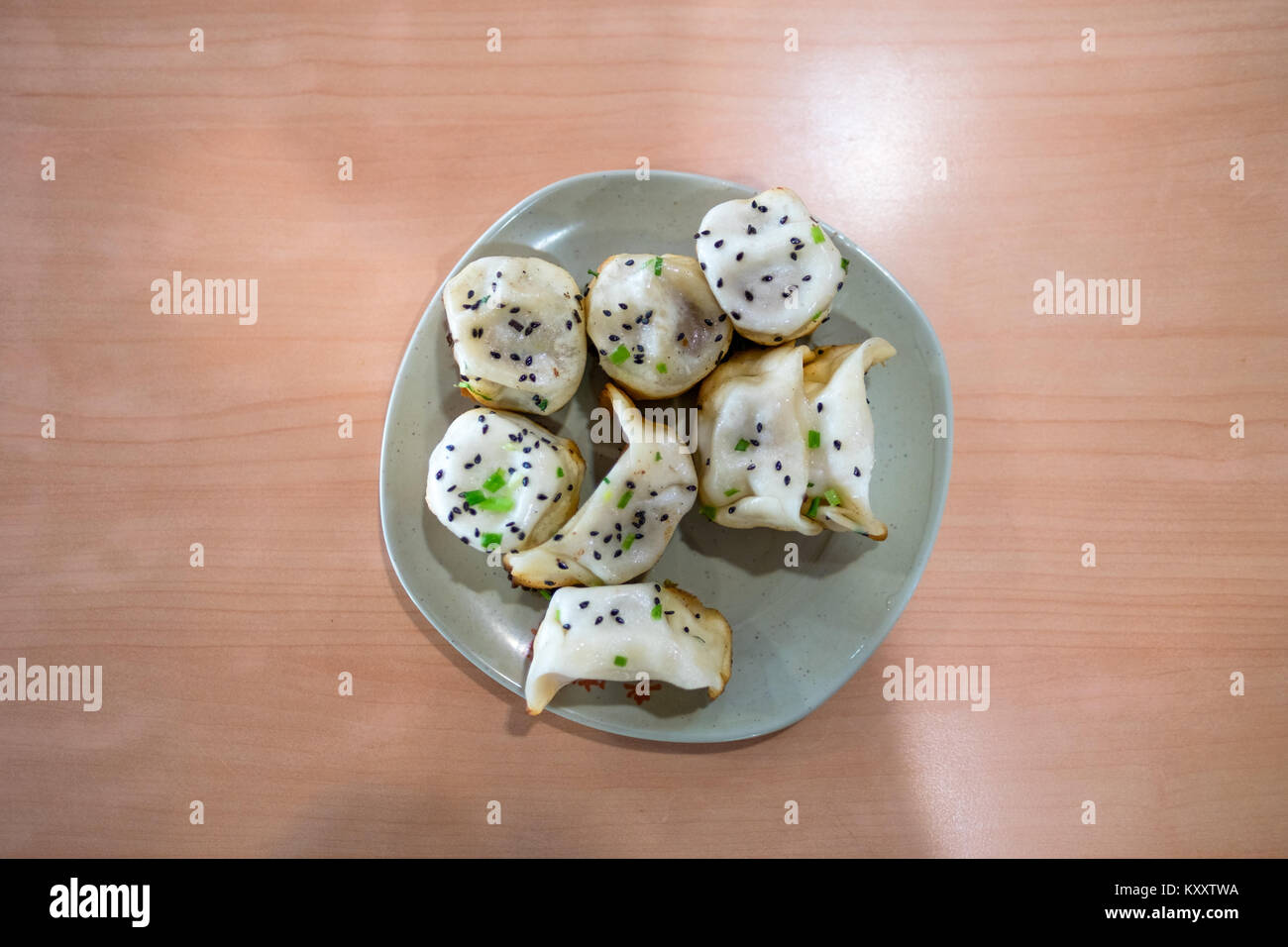 Sheng Jian Bao and Guo Tie Dumplings, Shanghai-style pan-fried ...