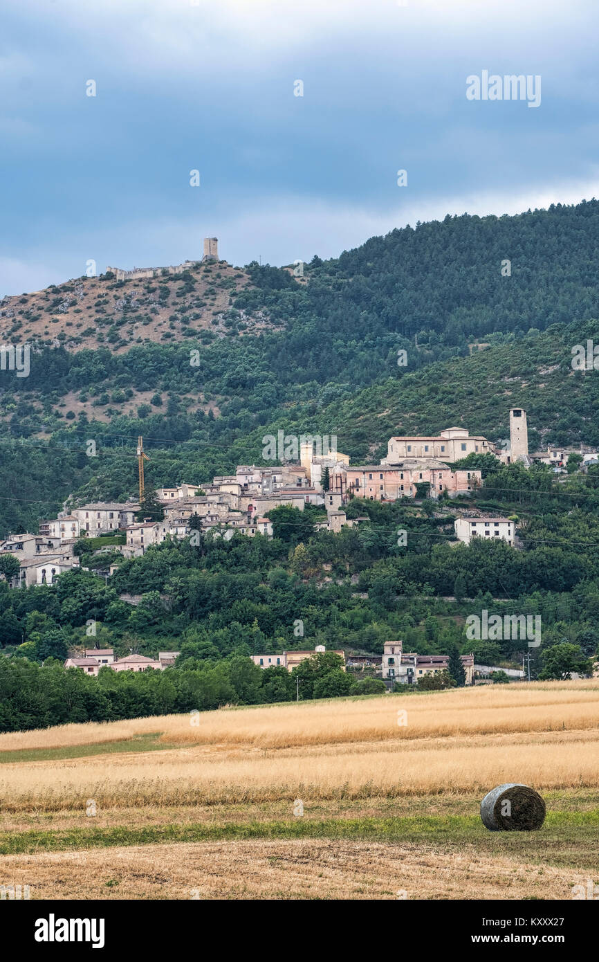 Medieval town of Caporciano (L'Aquila, Abruzzi, Italy), at summer Stock ...