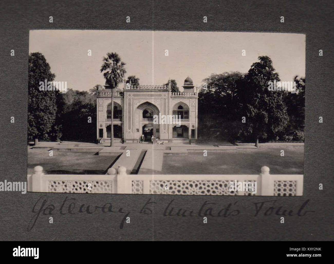 A 1920s photograph of the gateway at I'timād-ud-Daulah’s Tomb in Agra ...
