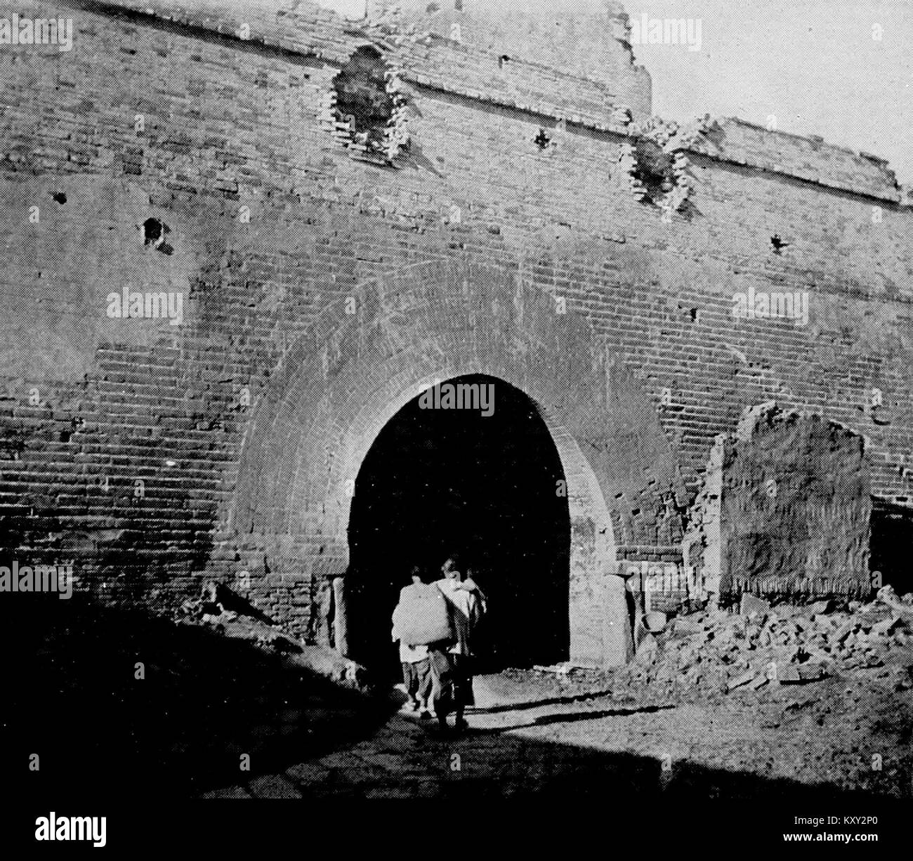 Gate Through which Allies entered Tientsin Stock Photo - Alamy