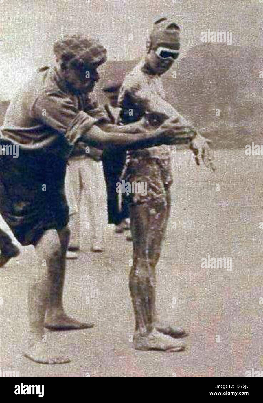 Gertrude ederle 1926 hi-res stock photography and images - Alamy