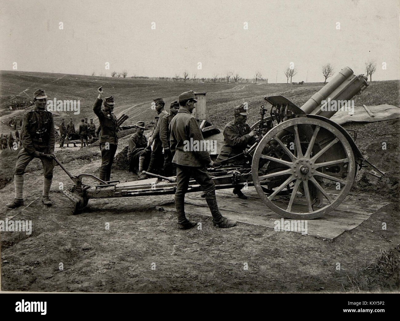 Artillery firing position hi-res stock photography and images - Alamy