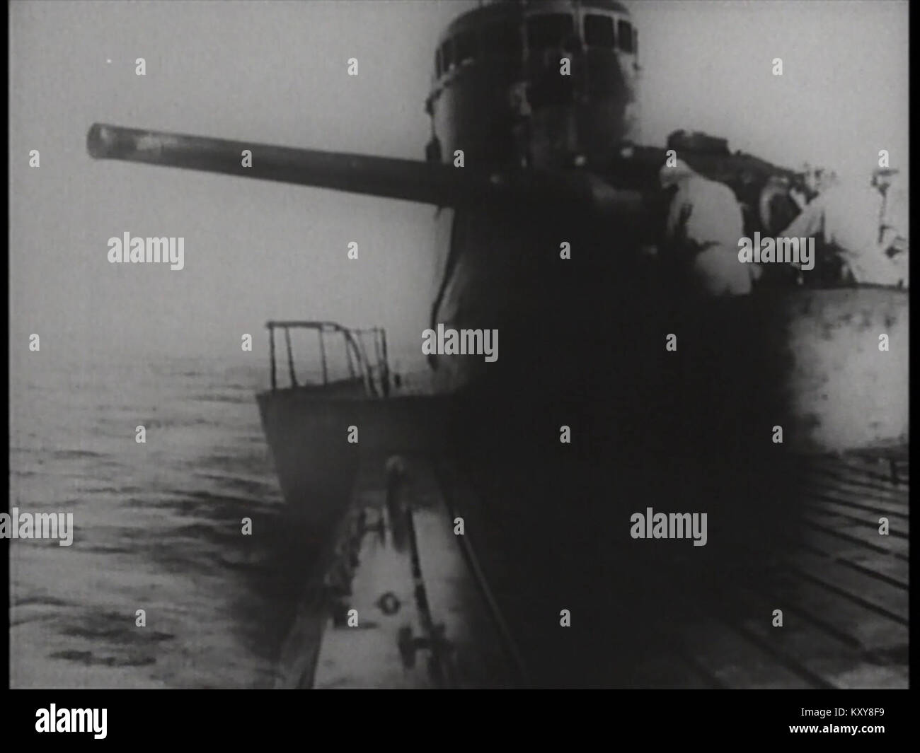 World war ii training films hi-res stock photography and images - Alamy