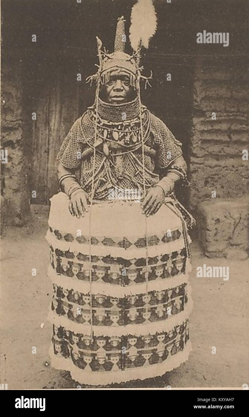 Oba eweka ii hi-res stock photography and images - Alamy