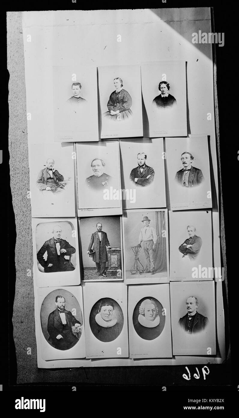 Wall of photographs Black and White Stock Photos & Images - Alamy