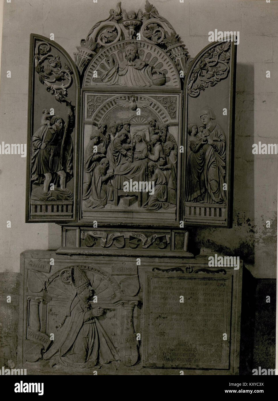 This image shows the winged altar in the northern side chapel of the ...