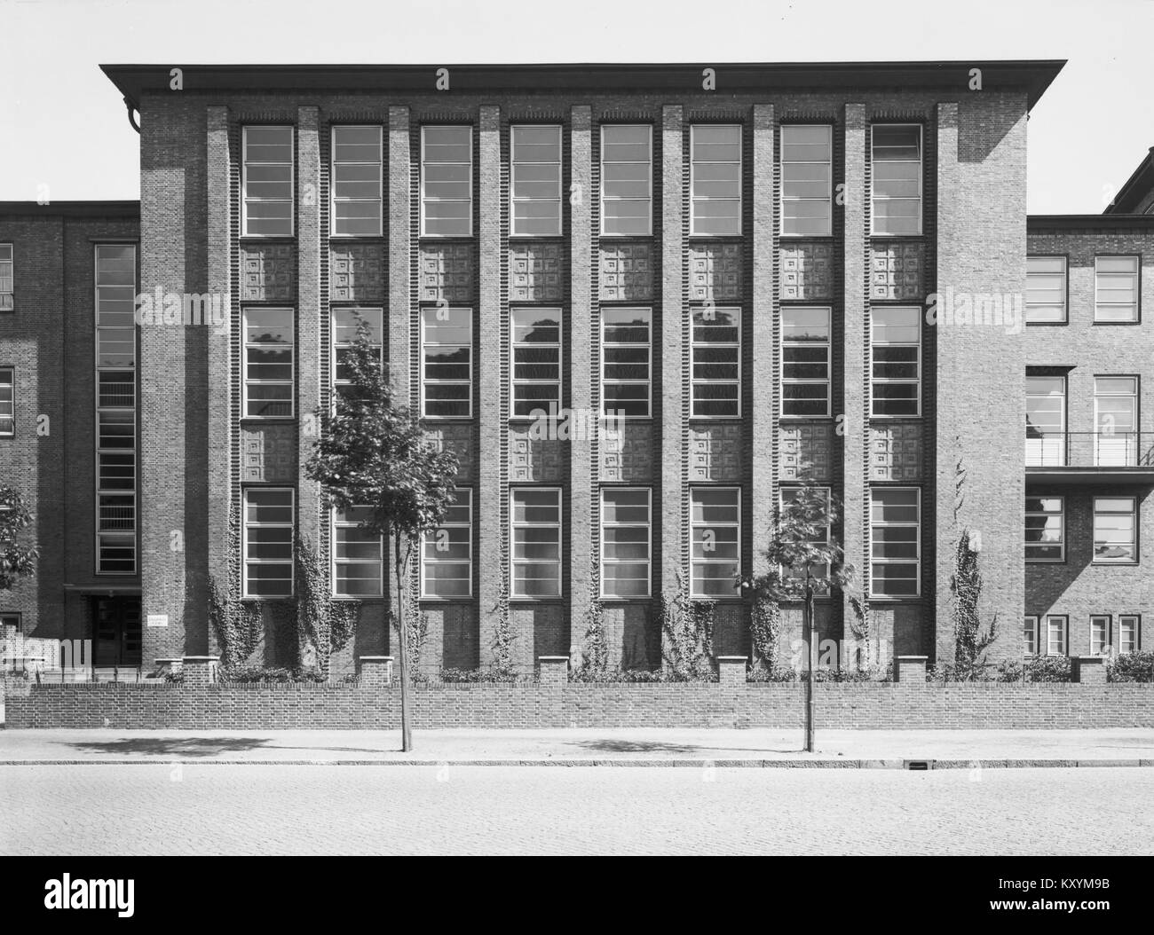 Educational archives Black and White Stock Photos & Images - Alamy