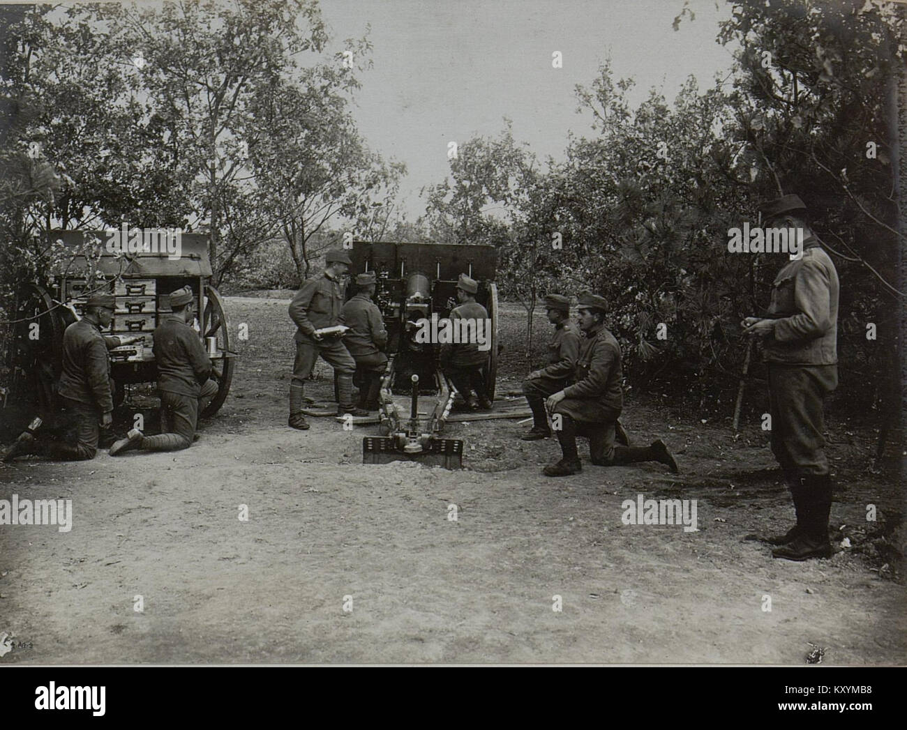 The second world war german artillery hi-res stock photography and ...