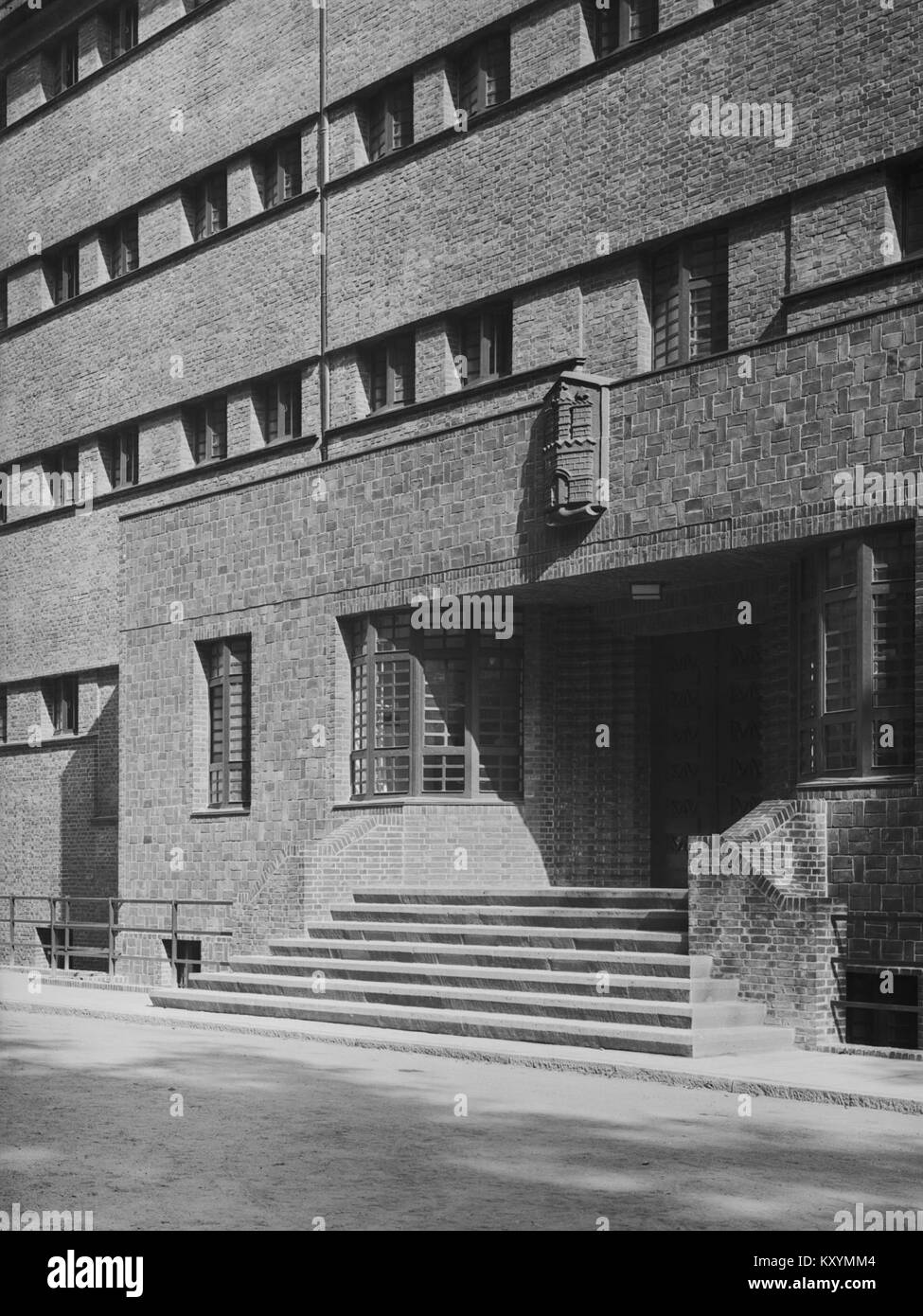 Photograph of the HANSif792 Untersuchungsgefängnis (remand prison ...