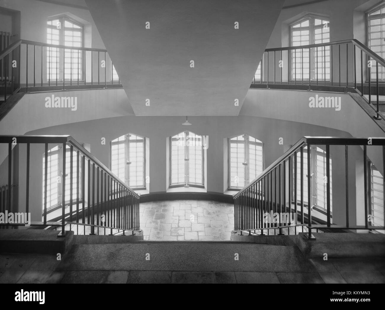 The image shows a German investigative detention prison, emphasizing ...