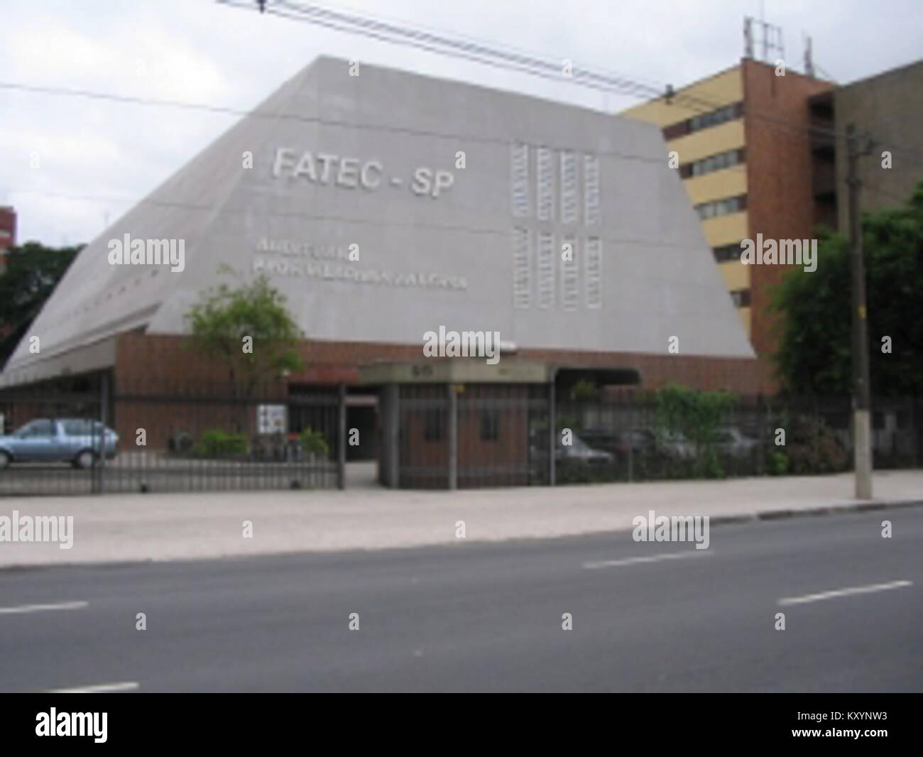 Fachada da Fatec São Paulo Stock Photo - Alamy