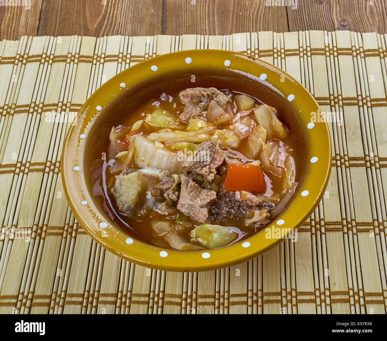 Mancare de praz cu carne - Romanian dish Vegetable stew with beef Stock ...