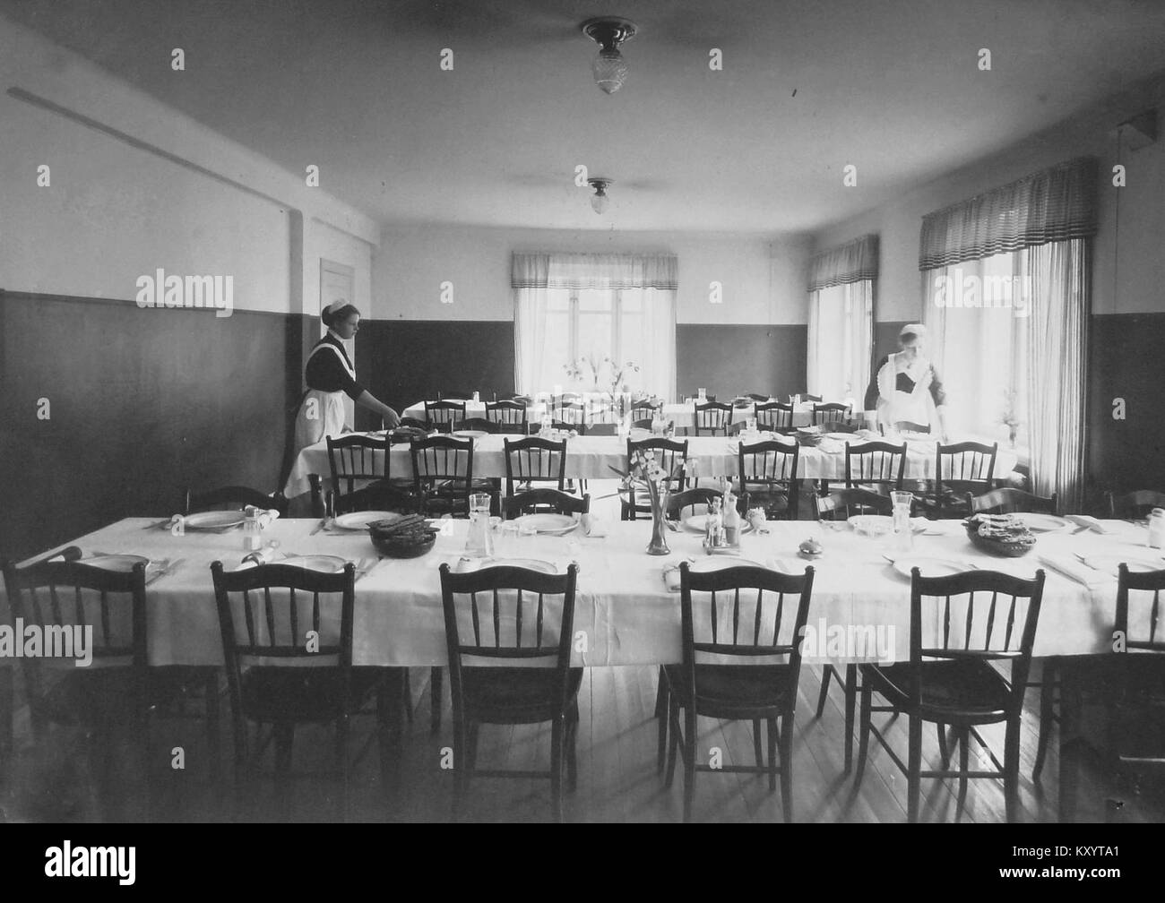 1920s setting hi-res stock photography and images - Alamy