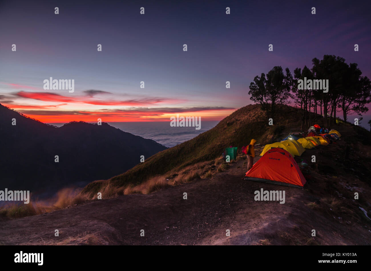 Rinjani base camp hi-res stock photography and images - Alamy