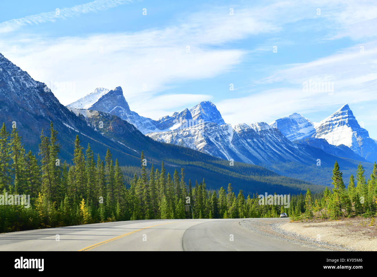 Icefield parkway in banff national park hi-res stock photography and ...
