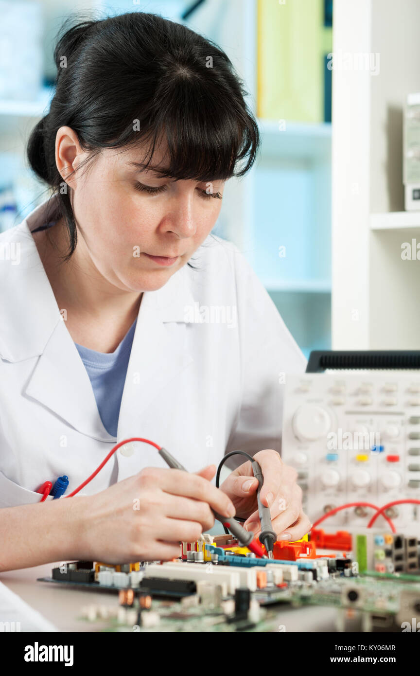 Woman works computer in laboratory hi-res stock photography and images ...