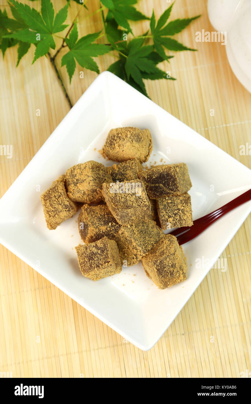 Warabimochi hi-res stock photography and images - Alamy