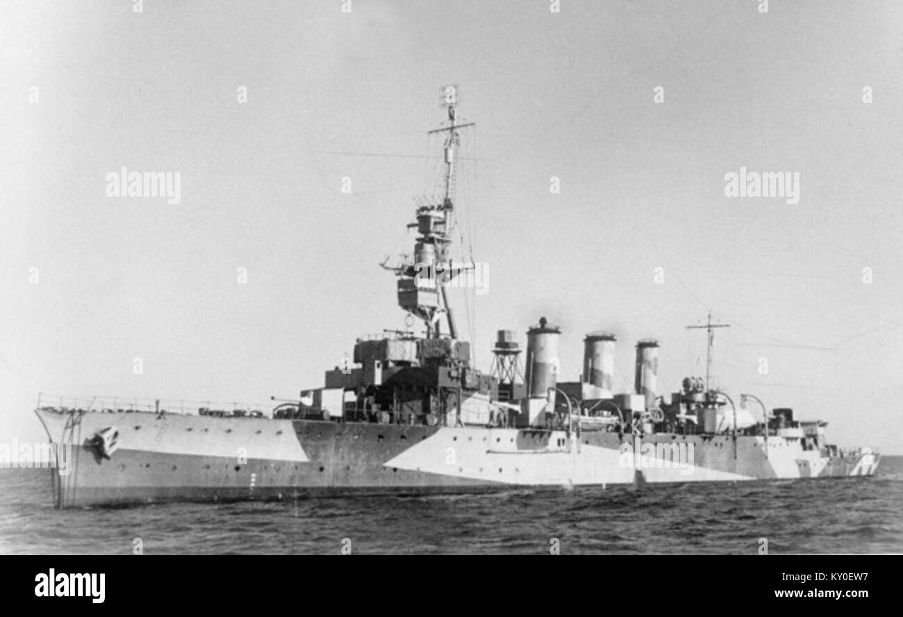 Hmas adelaide hi-res stock photography and images - Alamy