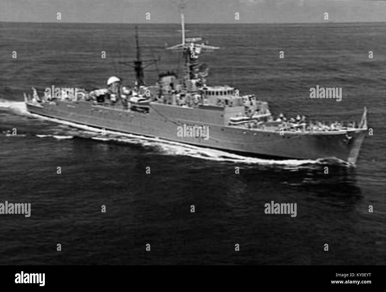 HMAS Quiberon (F03) underway c1960 Stock Photo - Alamy
