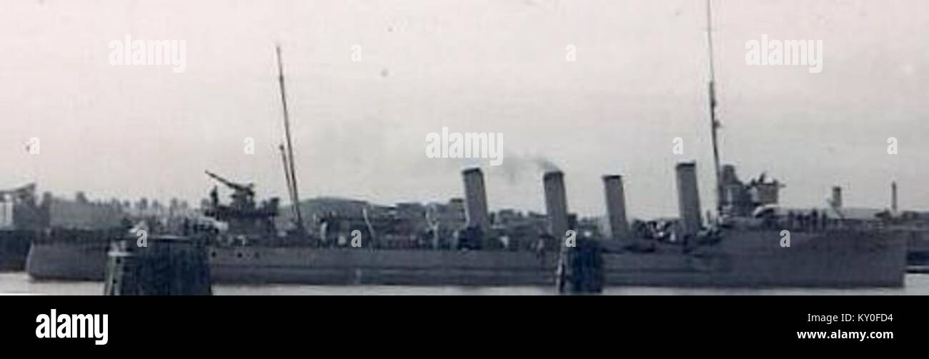 HNoMS Draug in the UK, 1940 Stock Photo - Alamy