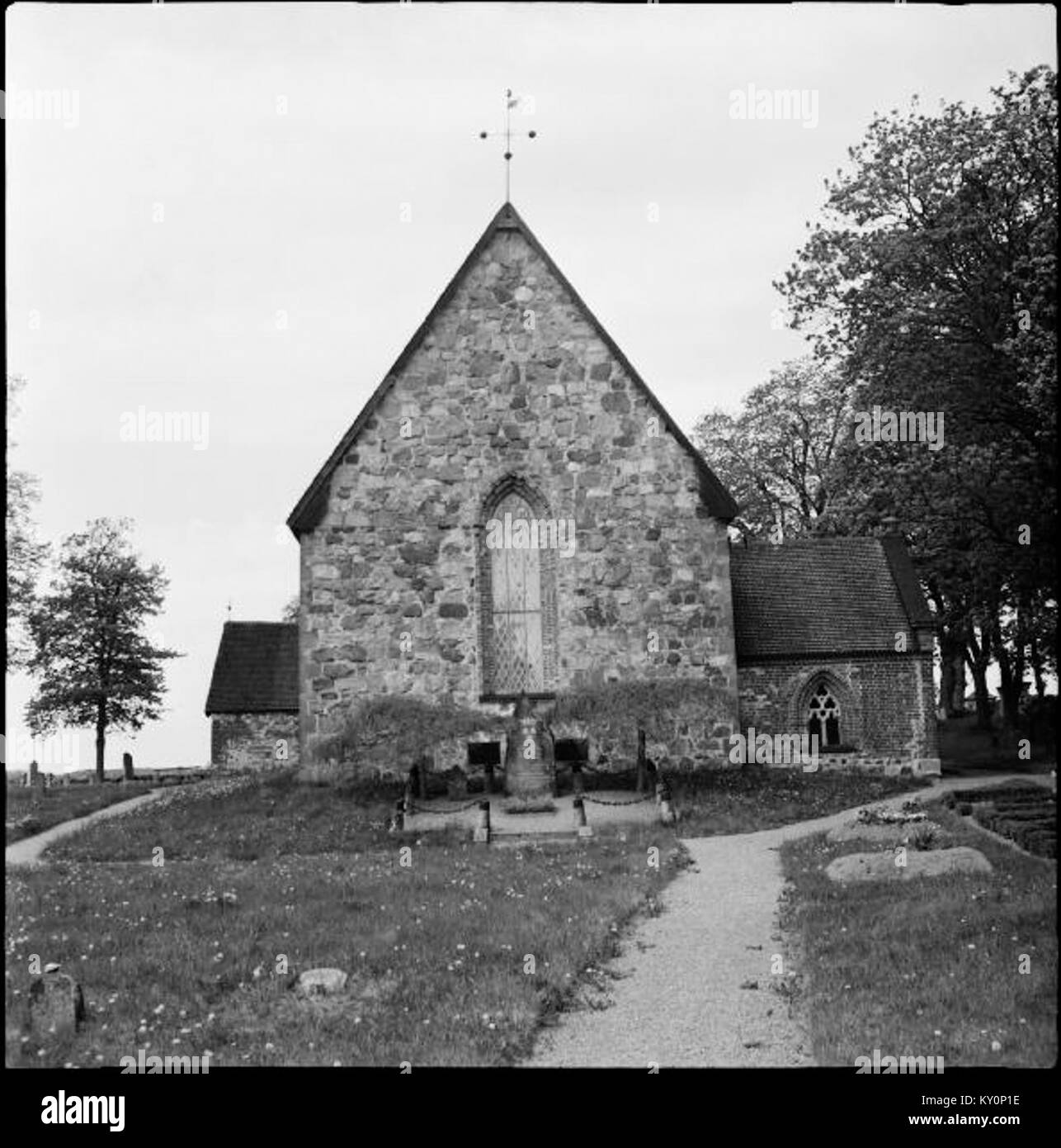 Separate building Black and White Stock Photos & Images - Alamy