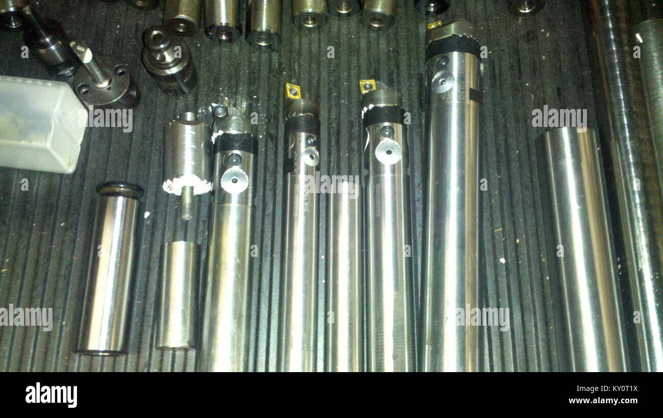 A technical description of 'Feinbohrkapseln', precision drilling tools ...